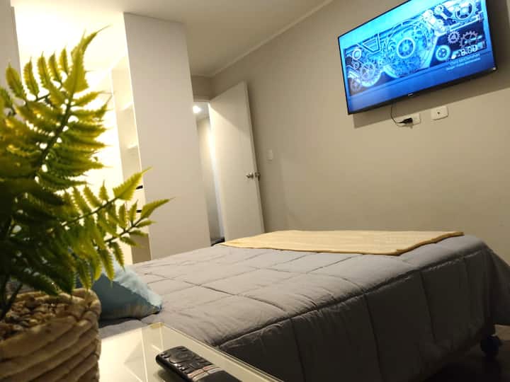 Habitación En Moderno Dpto. Con Piscina Y Gimnasio - Perú