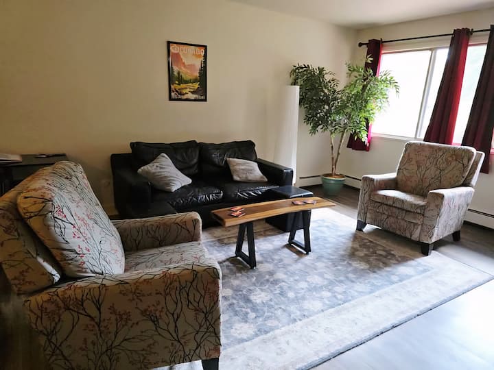 30+ Day 2br |Central Foco Location Covered Parking - Fort Collins, CO