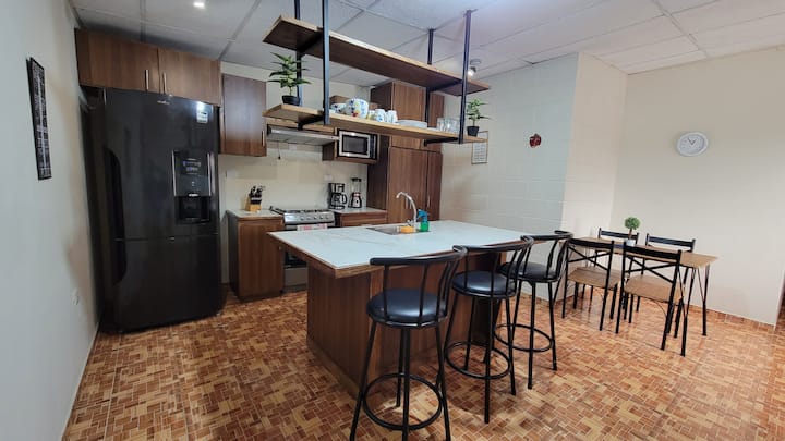 Apartamento Jardín - Santa Ana