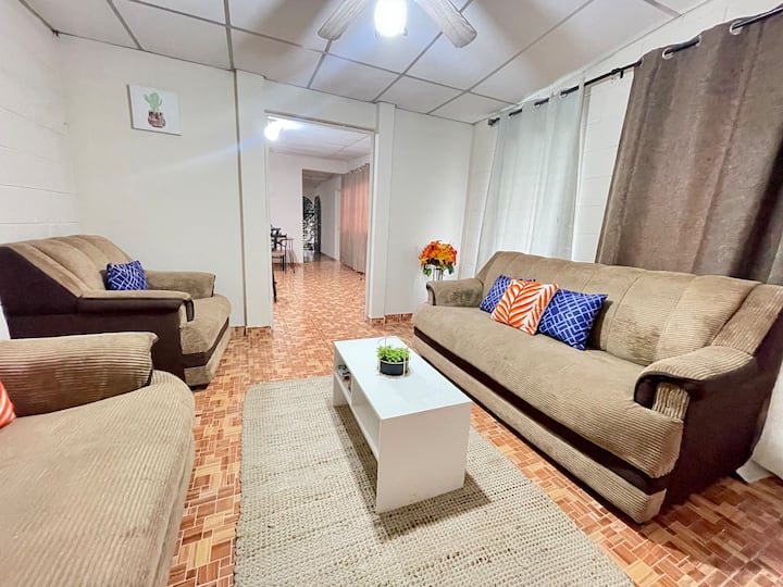 Apartamento Jardín - Santa Ana