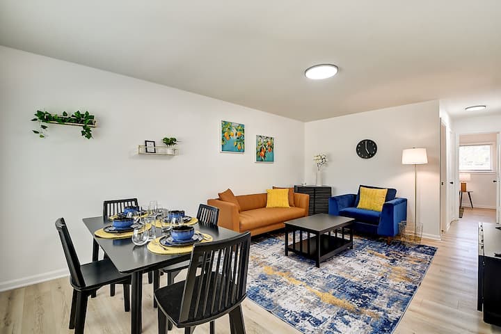 Exceptional Beville Beauty | 2 Bed, 2 Bath! - 인디애나폴리스