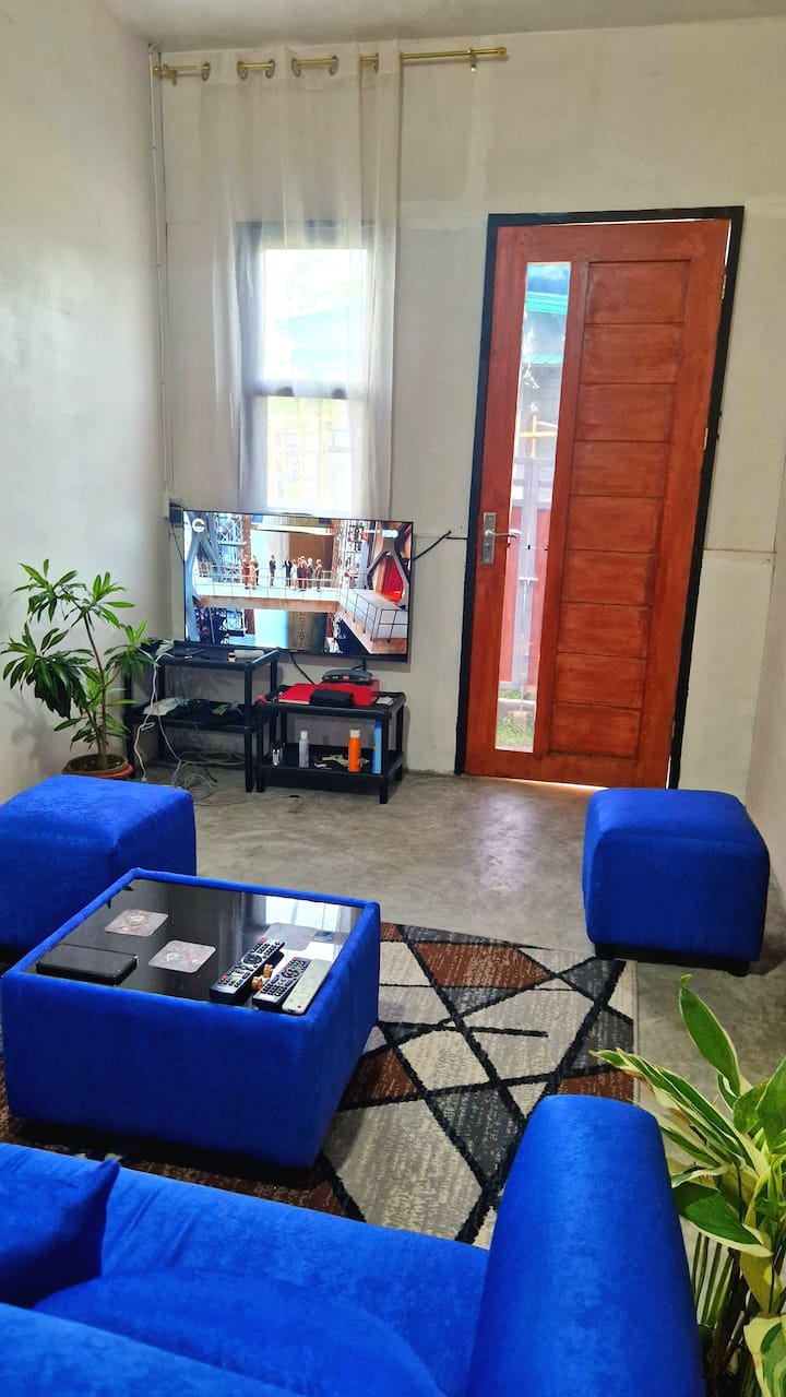 Modern Bahaykubo - 格蘭