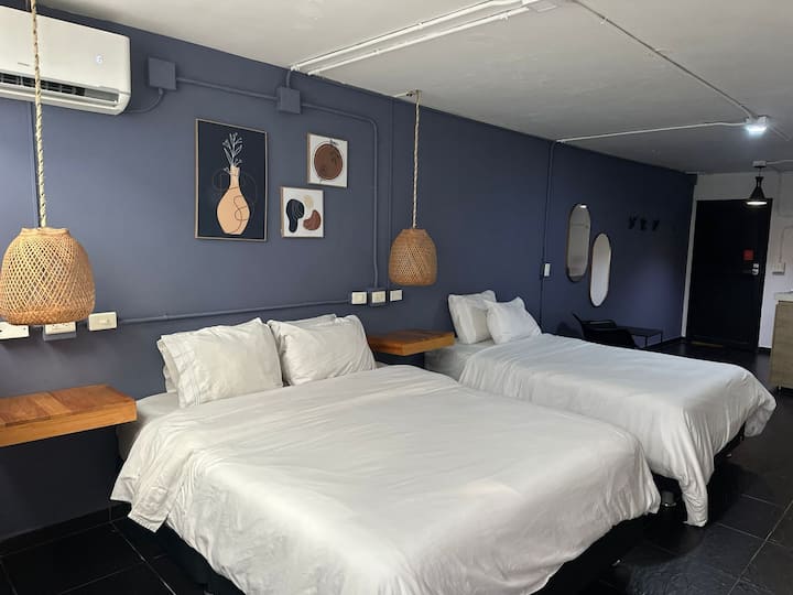 Private Room At The Heart Of Provenza - Fast Wi-fi - Medellín