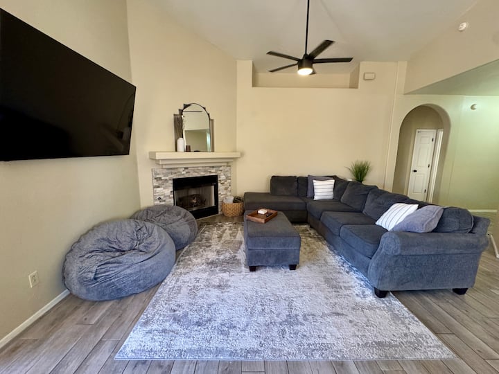 Oro Valley Home - Oro Valley, AZ