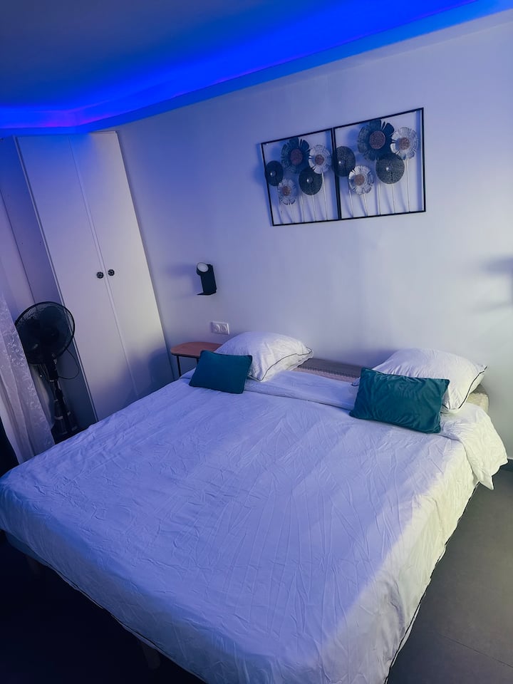 Happiness Studio - Bagnolet