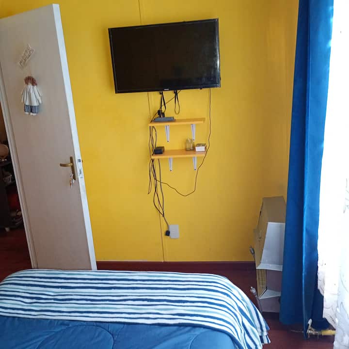 Habitaciones (2) 
H1 Una Cama, H  Dos Camas (2) - Punta Arenas