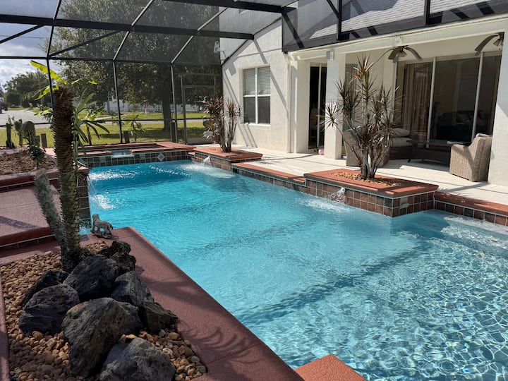 Luxury Getaway Near Winter Garden Downtown, Disney - Winter Garden, FL