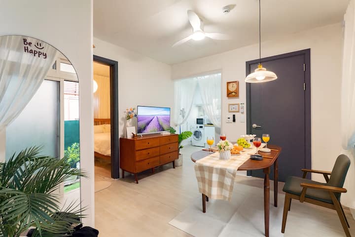 연말할인20%, 홍대,1층독채,3룸,퀸침대4,8인,키즈,가족,친구,짐보관 주차무료,장박할인 - South Korea