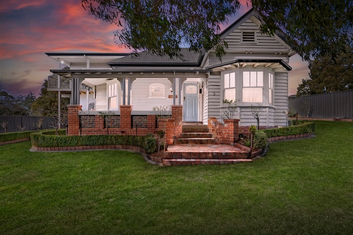 Clonburn Manor At Sovereign Hill - Ballarat