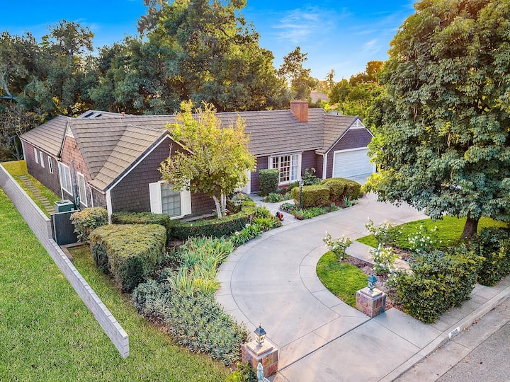 Luxury Pasadena Home | 3br 3.5ba | Elegant Stay - El Monte, CA