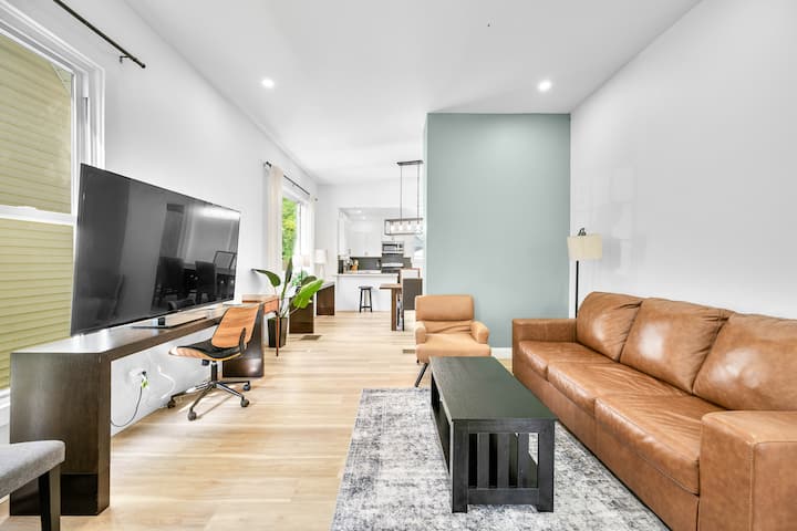 Roadmap Lodging: Villa Hub| Bonus Studio| Central - Indianapolis, IN