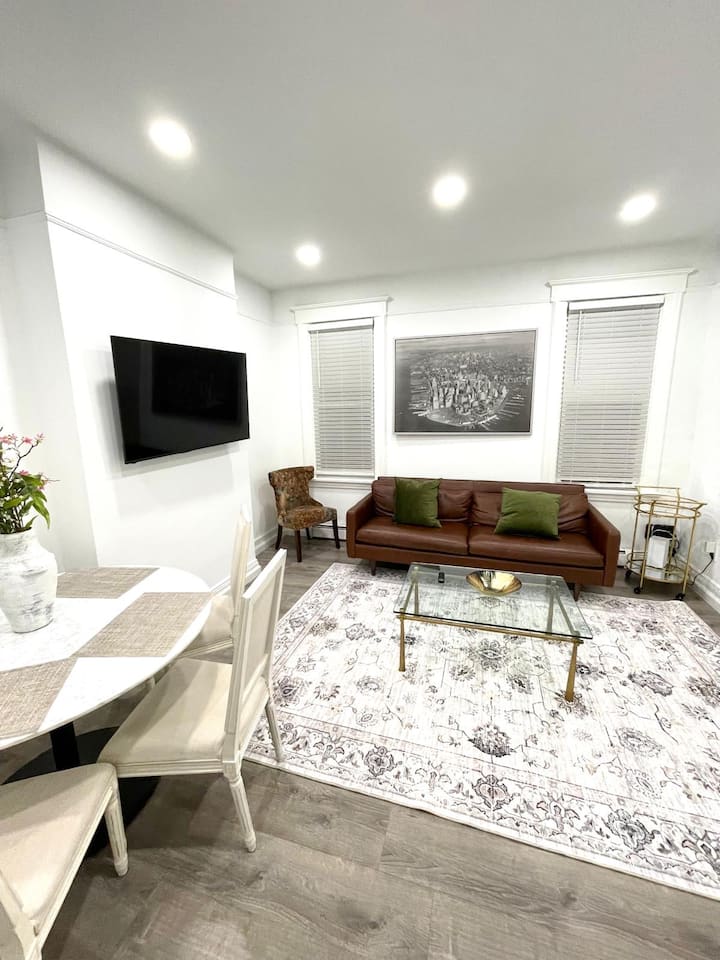 Spacious 3br Apt Unbeatable Central Location - West New York, NJ