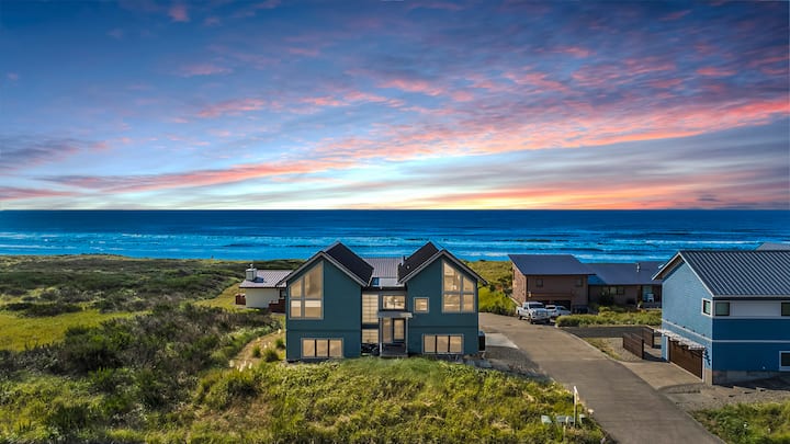 *New Oceanview From Bed, Xbox, Waffles Included - Westport