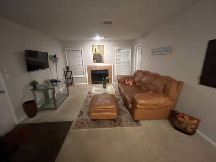 Jazzy Little Haven - Marietta, GA