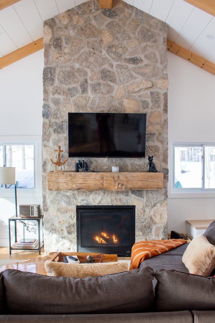 Sandy Beach, Glass Sauna, Cedar Tub |Dolce Muskoka - Bracebridge