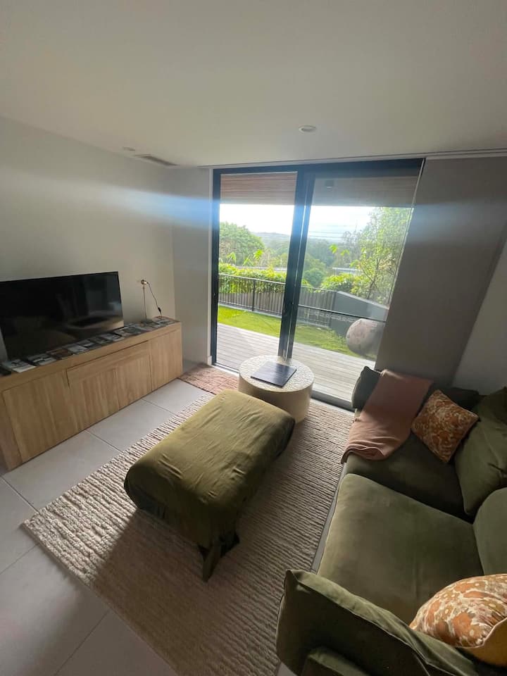 Private Suite • Quiet Ocean Shores • Beside Golf - Mullumbimby