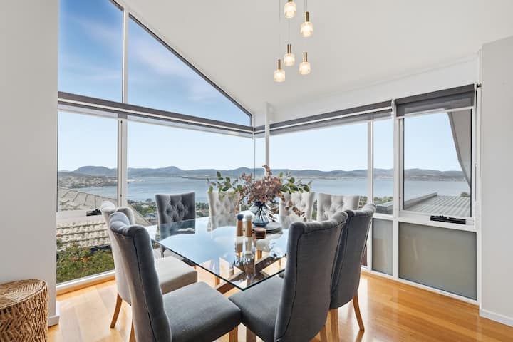 Derwent Views & Hot Tub Escape - Hobart