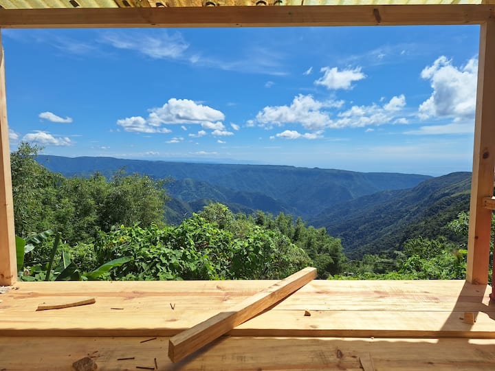 Balcony Cottage: Views, Warmth, & Homely Flavours - Cherrapunji