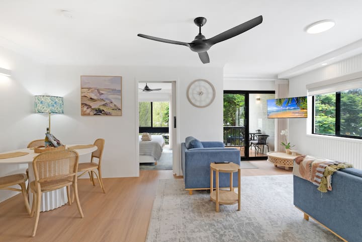 Ocean Views | Walk To Lagoon | Family Friendly - Cairns