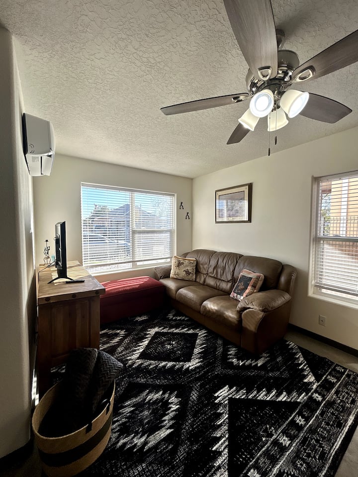 Cowboy Bunkhouse - Albuquerque, NM