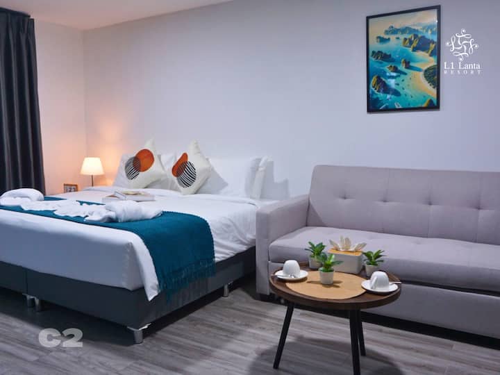 Luxury Capsule C2 - Ko Lanta District