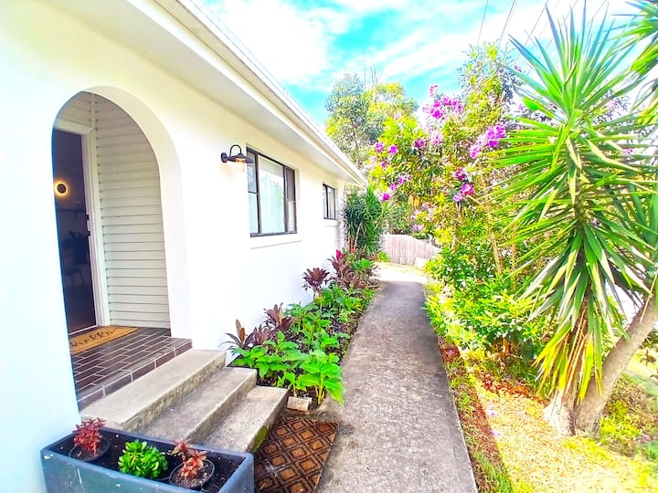 Cooper's Corner - Byron Bay