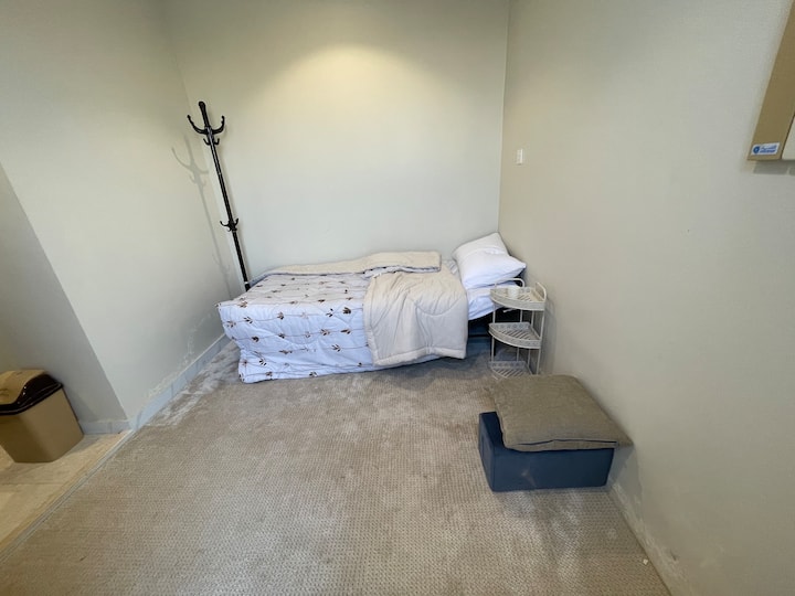 غرفة الحمدانية البشائر - 吉達