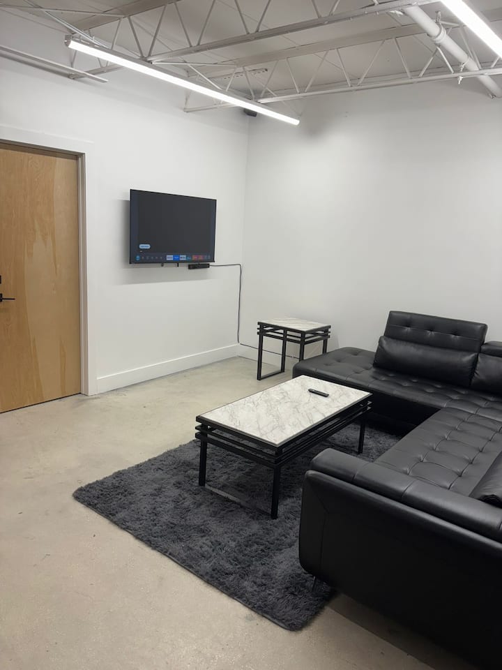 Wynwood Artist Escape - Miami, FL