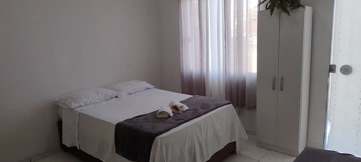 Kitinet Em Caiobá 800m Do Mar, Wi-fi C/ Varanda - Matinhos