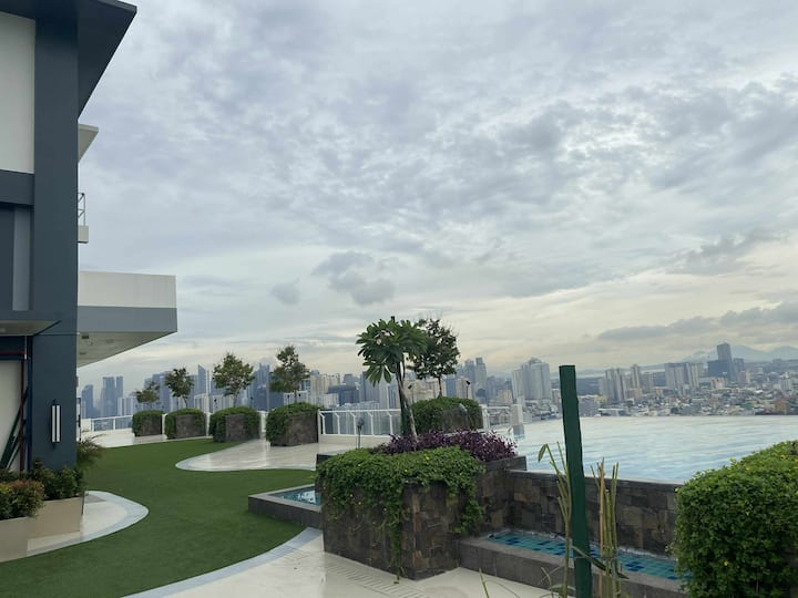 Apartment 28 - Manila