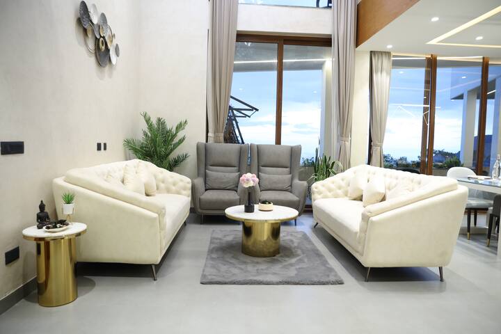 Cool Summer Retreat-mountain View Stay In Coonoor - Coonoor