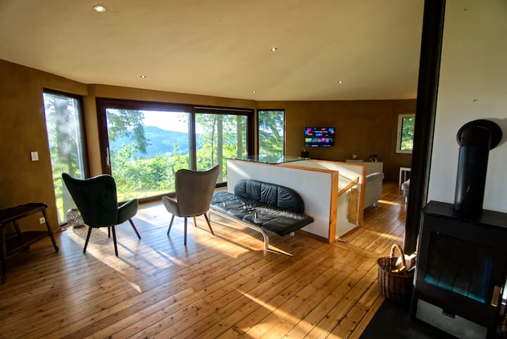 Traumhaftes Ferienhaus In Alleinlage - Nürburg