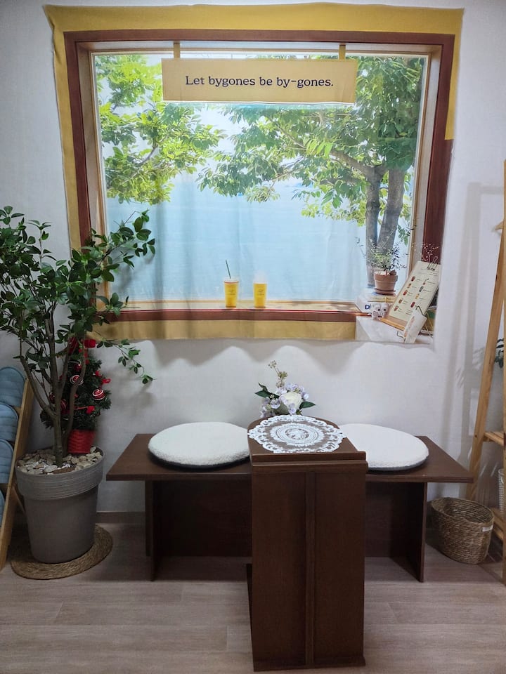 모모하우스#미스터멘션 - Seul