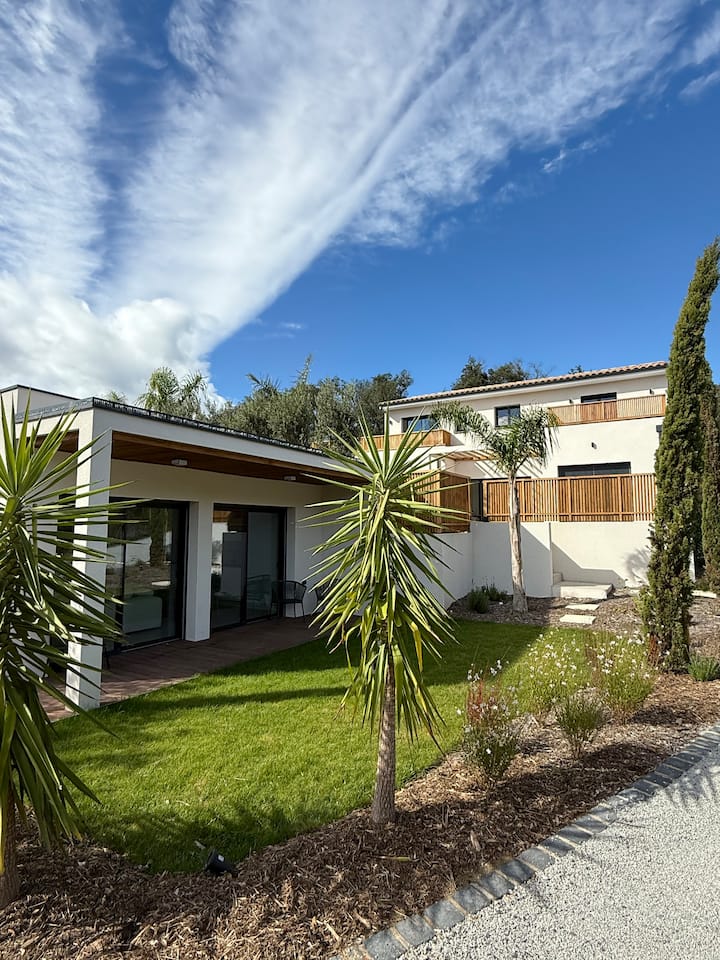L'annexe De La Subérine 20' De Collioure - Le Boulou
