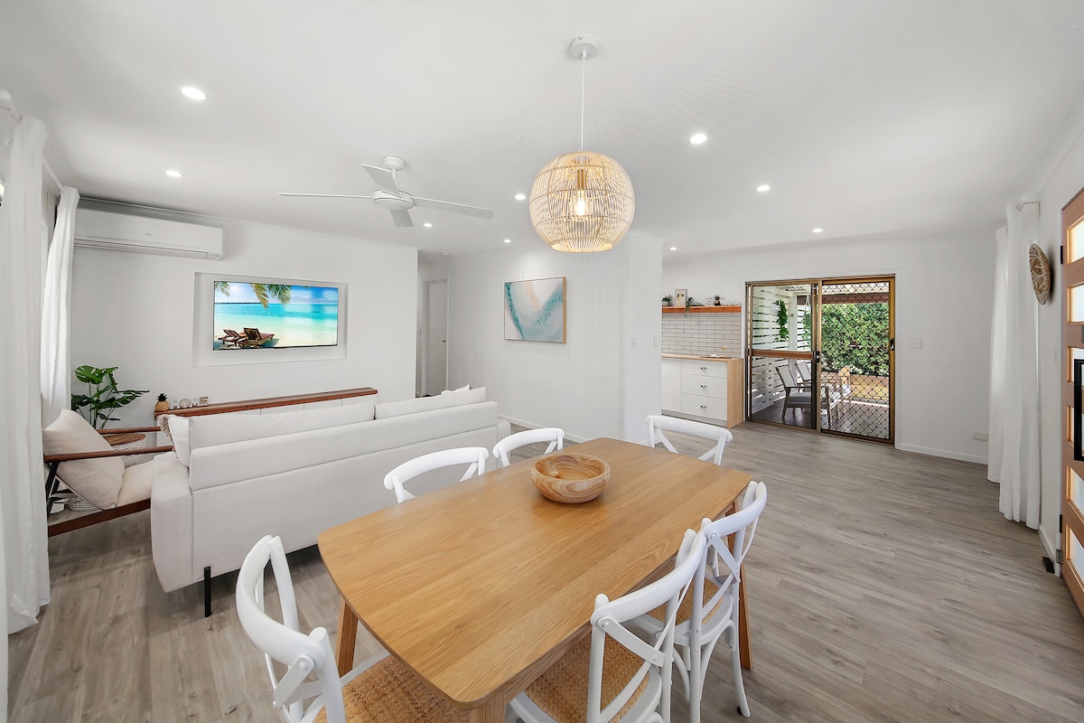 Oasis côtière, à pied de la plage de Mooloolaba + jardin - Maisons à ...