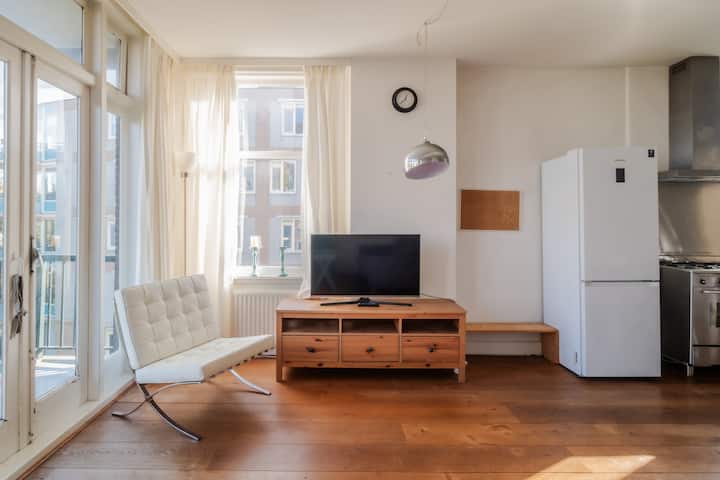 Stylish Apartment In Kralingen With Balcony - Rotterdam
