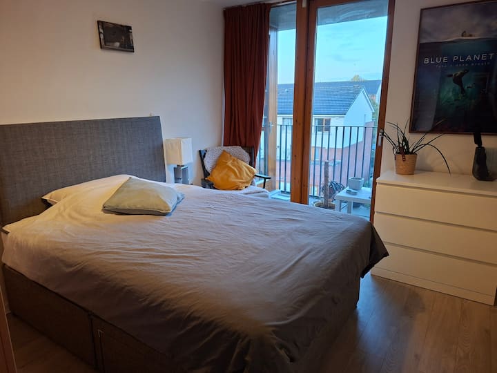 Double Bedroom Private Bath Near Botanic Garden - Swords