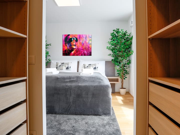 Luxury 2 Bedroom Penthouse Apartment With Terrace - Wenen