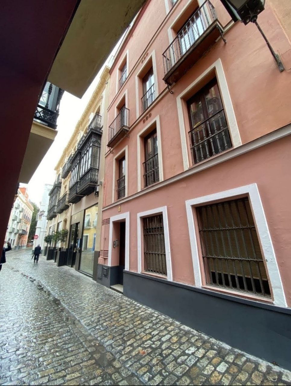 Charming and perfect location in downtown Seville - Apartments for Rent ...