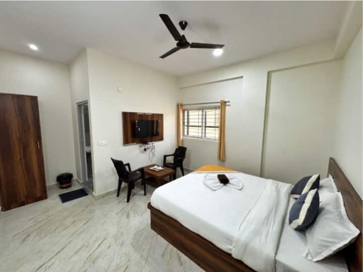 9964o4o782 - Per Head
Rs 300 - チクマガルル