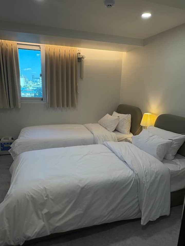 시티뷰 종로3가 , 을지로 3가 도보 3분ㅣ공항버스 3분ㅣ짐보관ㅣ인사동ㅣ북촌한옥마을ㅣ명동 - Séoul