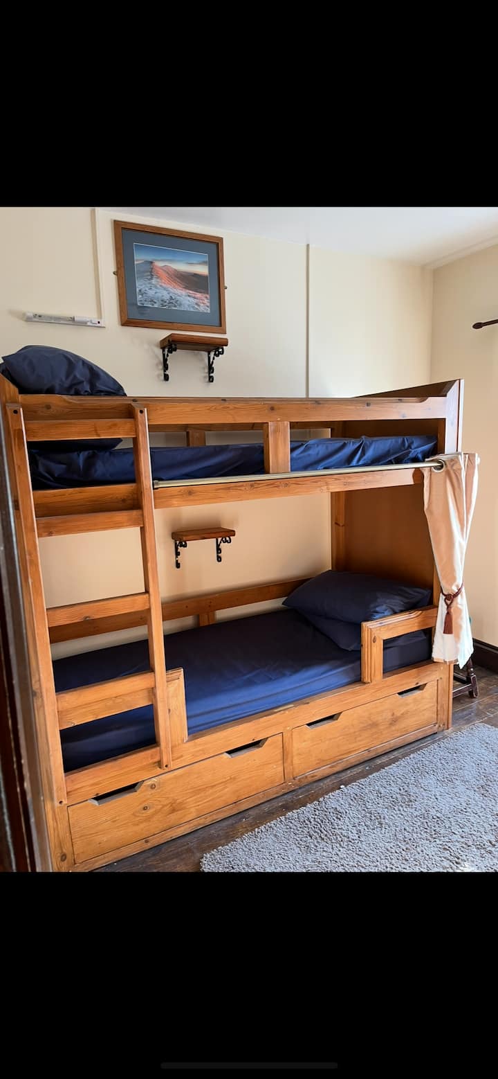 The White Hart Inn & Bunkhouse - Brecon