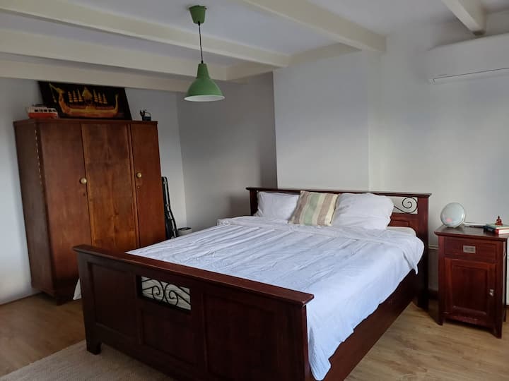 Characteristic Rooftop Apartment Amsterdam - Amsterdam