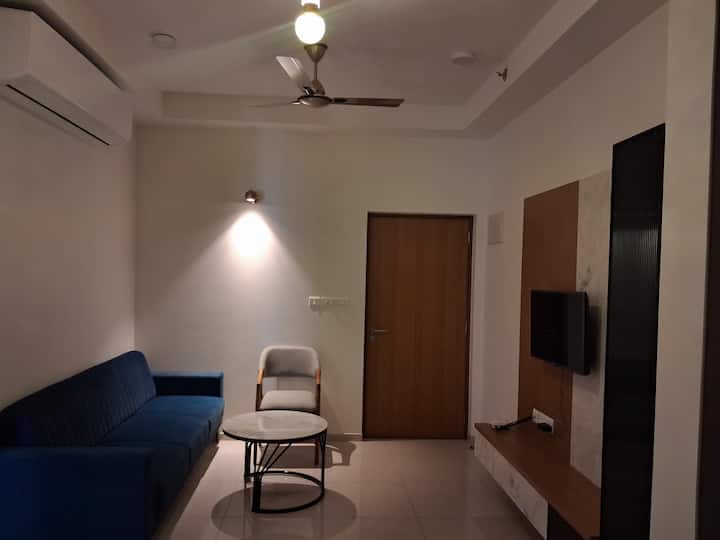 1 Bedroom With Attached Washroom - Gandhinagar