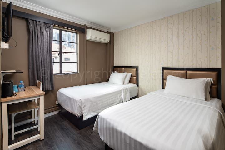 Deluxe Twin Room In Bugis - Singapore