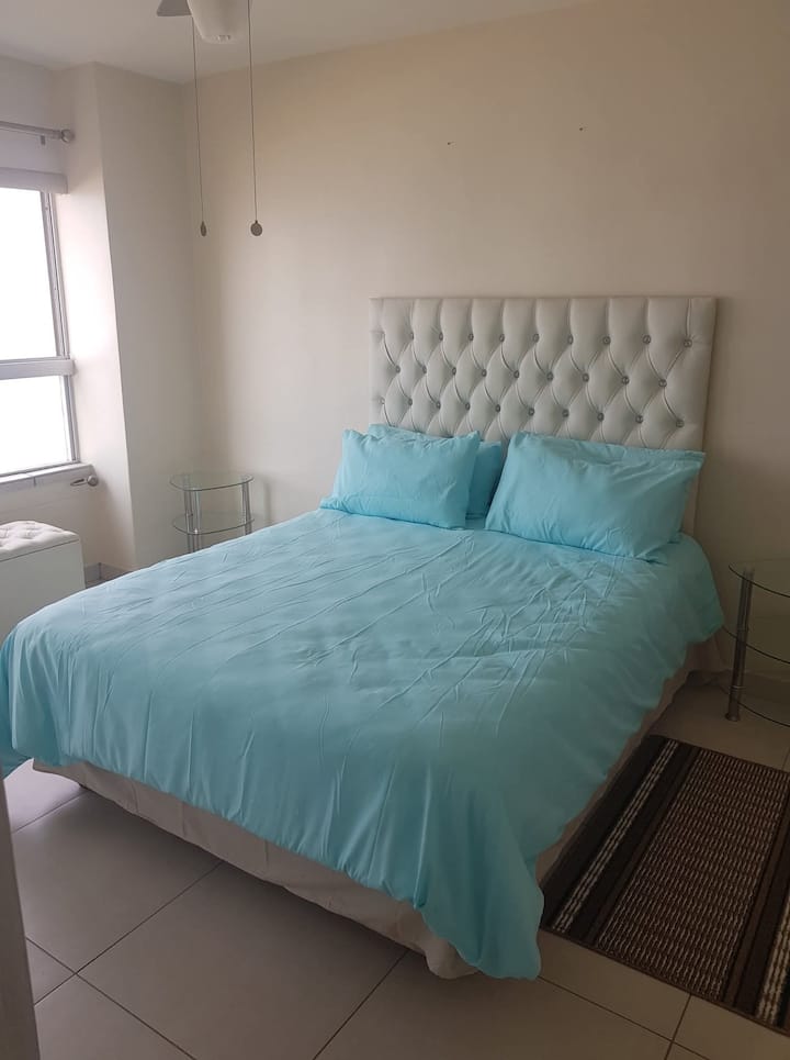 Pam's Beachfront - Amanzimtoti