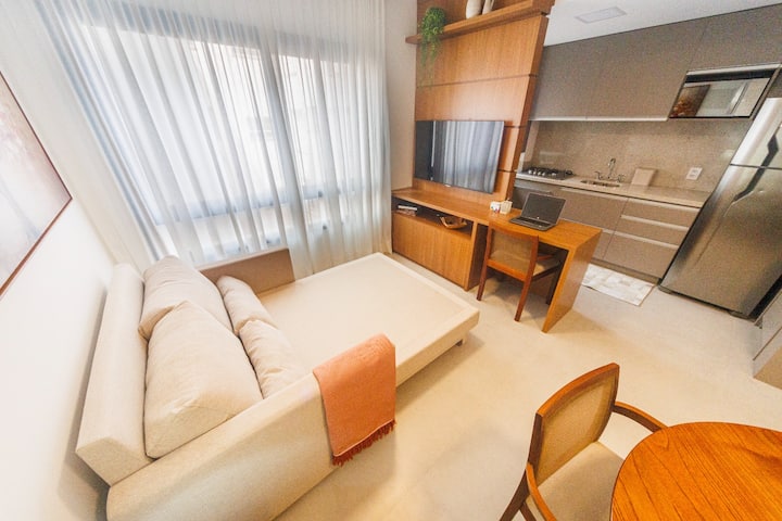 Apto Novo, Confortável E Bem Localizado-cama Queen - Porto Alegre