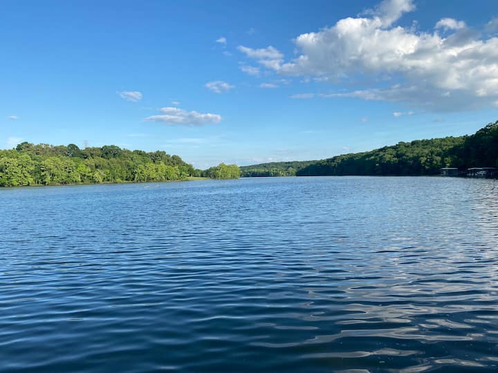 *Newly Renovated* Lakehouse On Old Hickory - Bledsoe Creek State Park, Gallatin