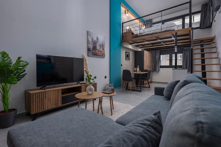 Roy Living #1 (With Play Room Access) - Thessaloniki