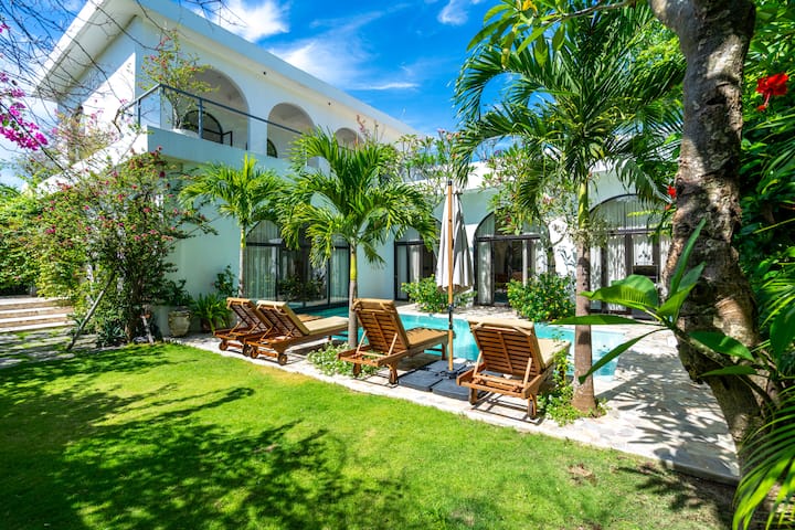 Lilly's Place 4bdr - Padang Padang - Australien